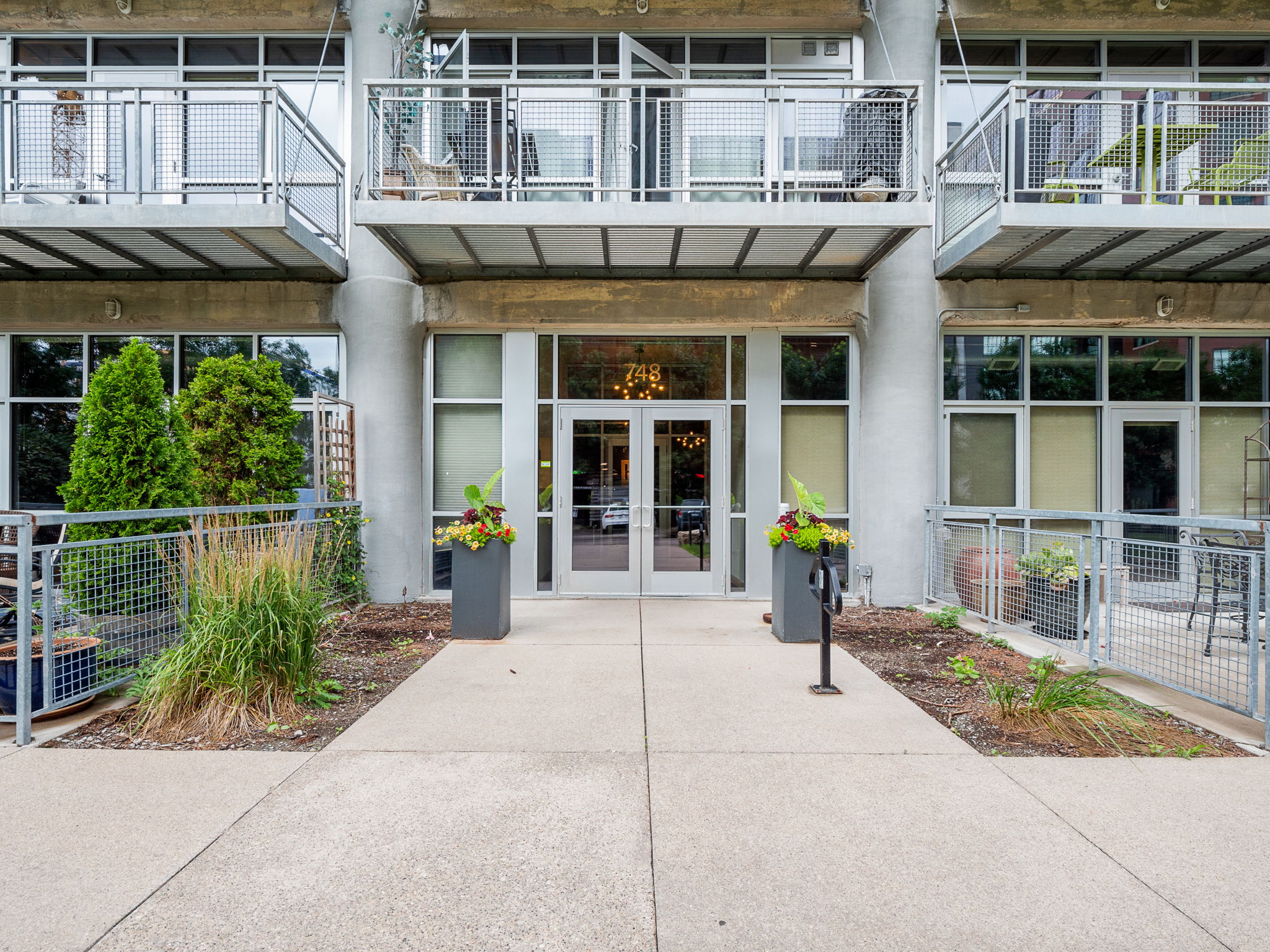 748 N 3rd St 105, Minneapolis, MN 55401 | Press Play Media