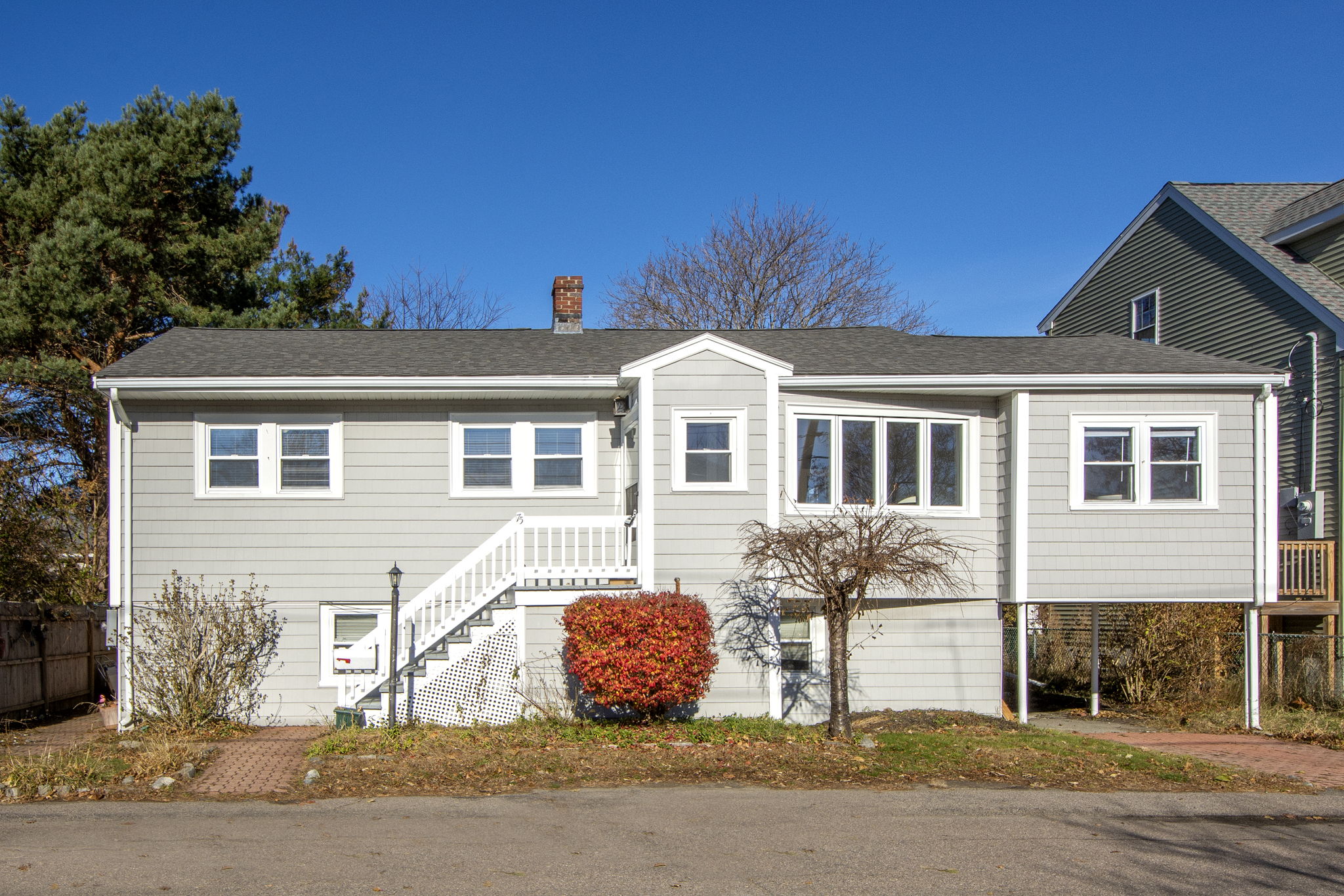 75 Lynn Ave, Hull, MA 02045 | Tom Sheehan Photography