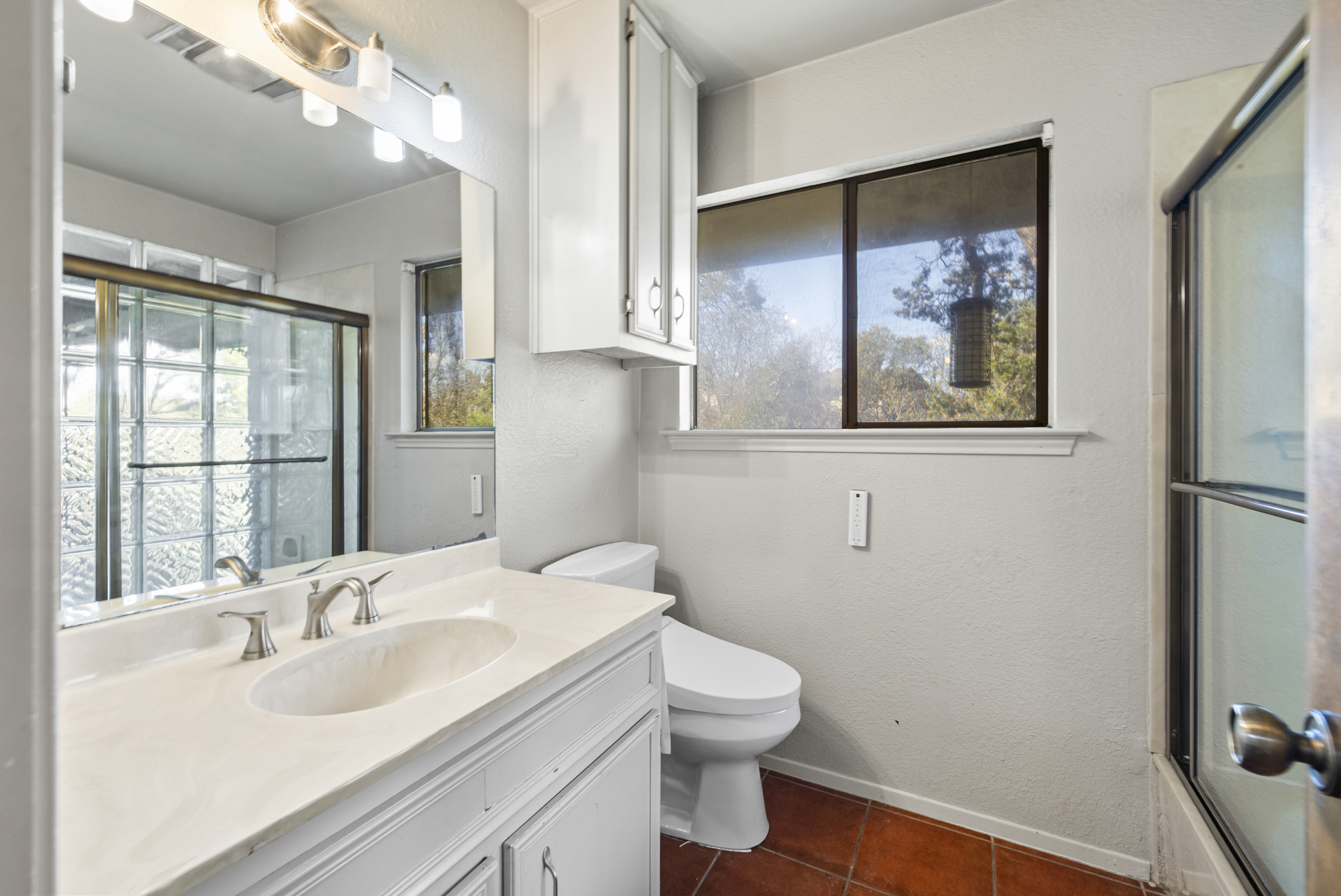 7512 Downridge Dr, Austin, TX 78731 | ramblr media