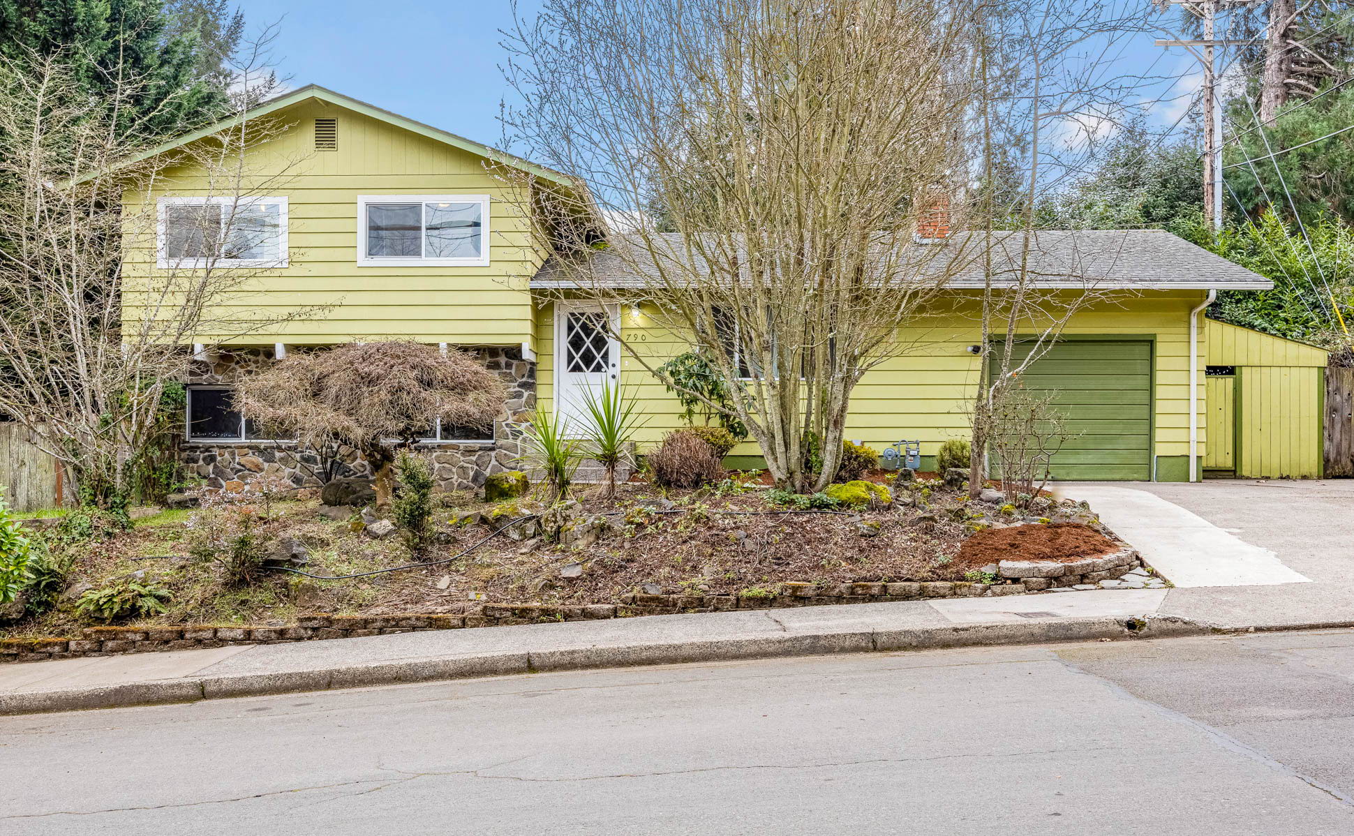 790 Larch St, Eugene, OR 97405 | Northwest Photography and Media