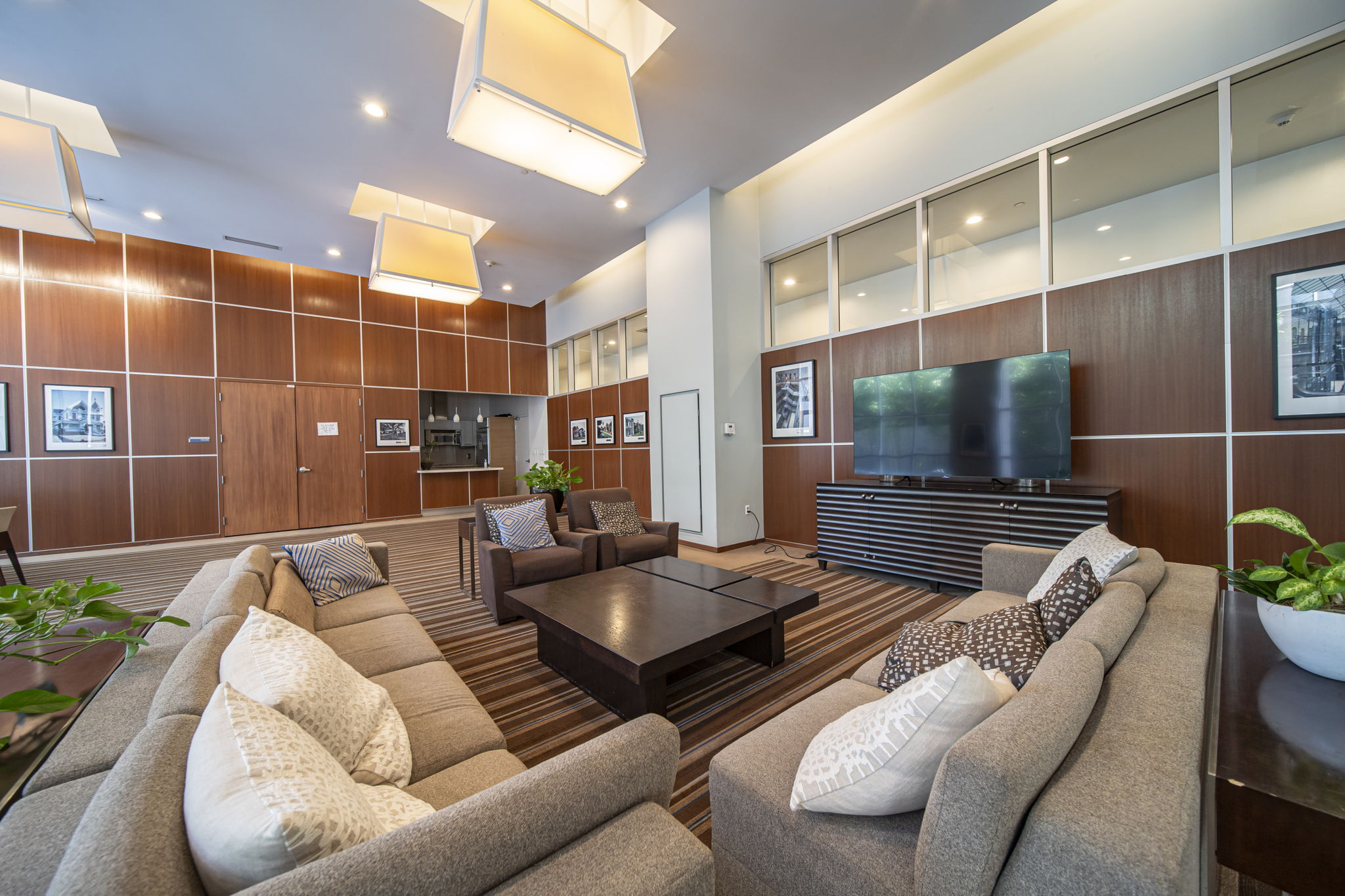 801 S Grand Ave 1204, Los Angeles, CA 90017 | ShowingTime+ Showcase 3rd ...