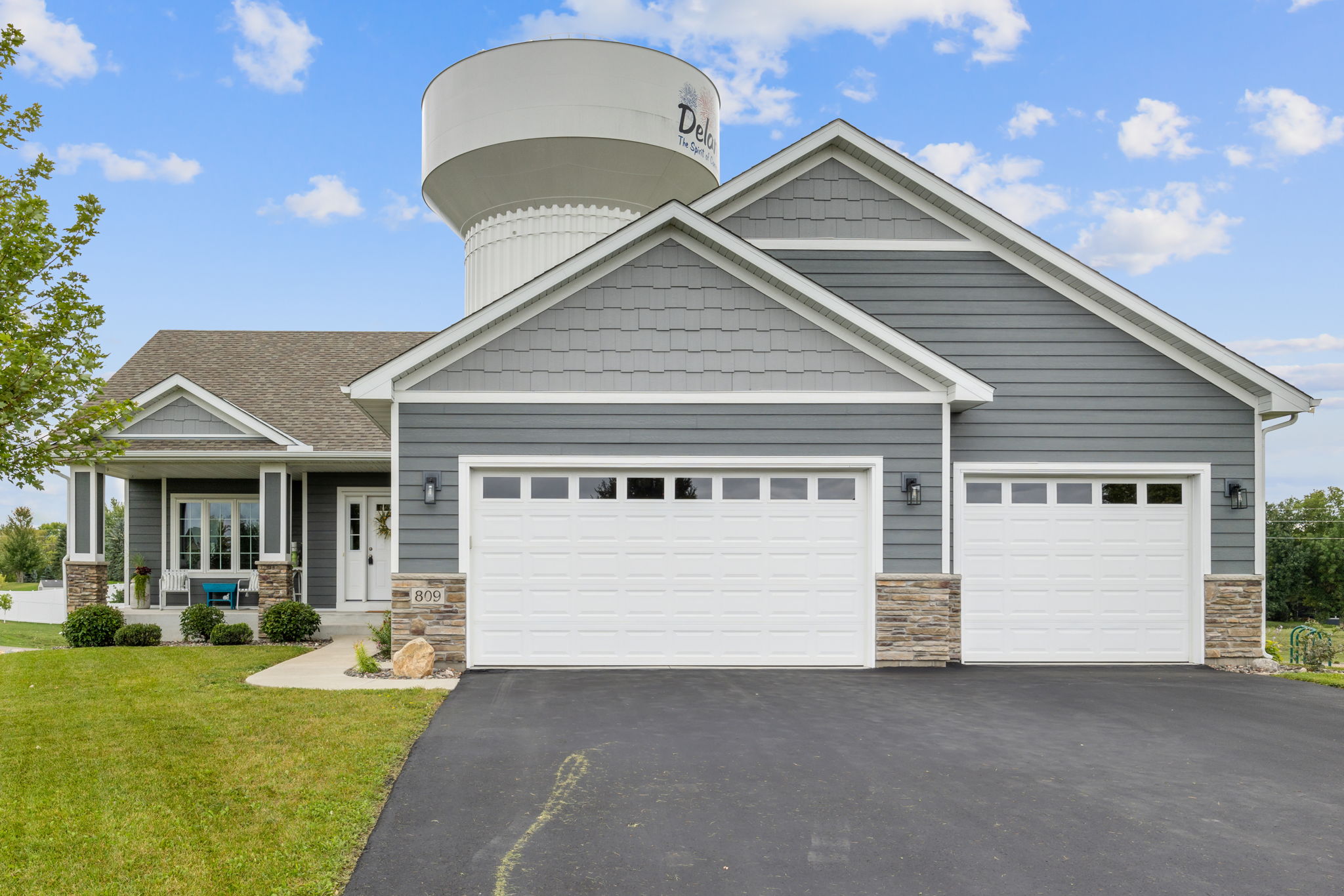 Clover Springs Gem! | Archi-Pix