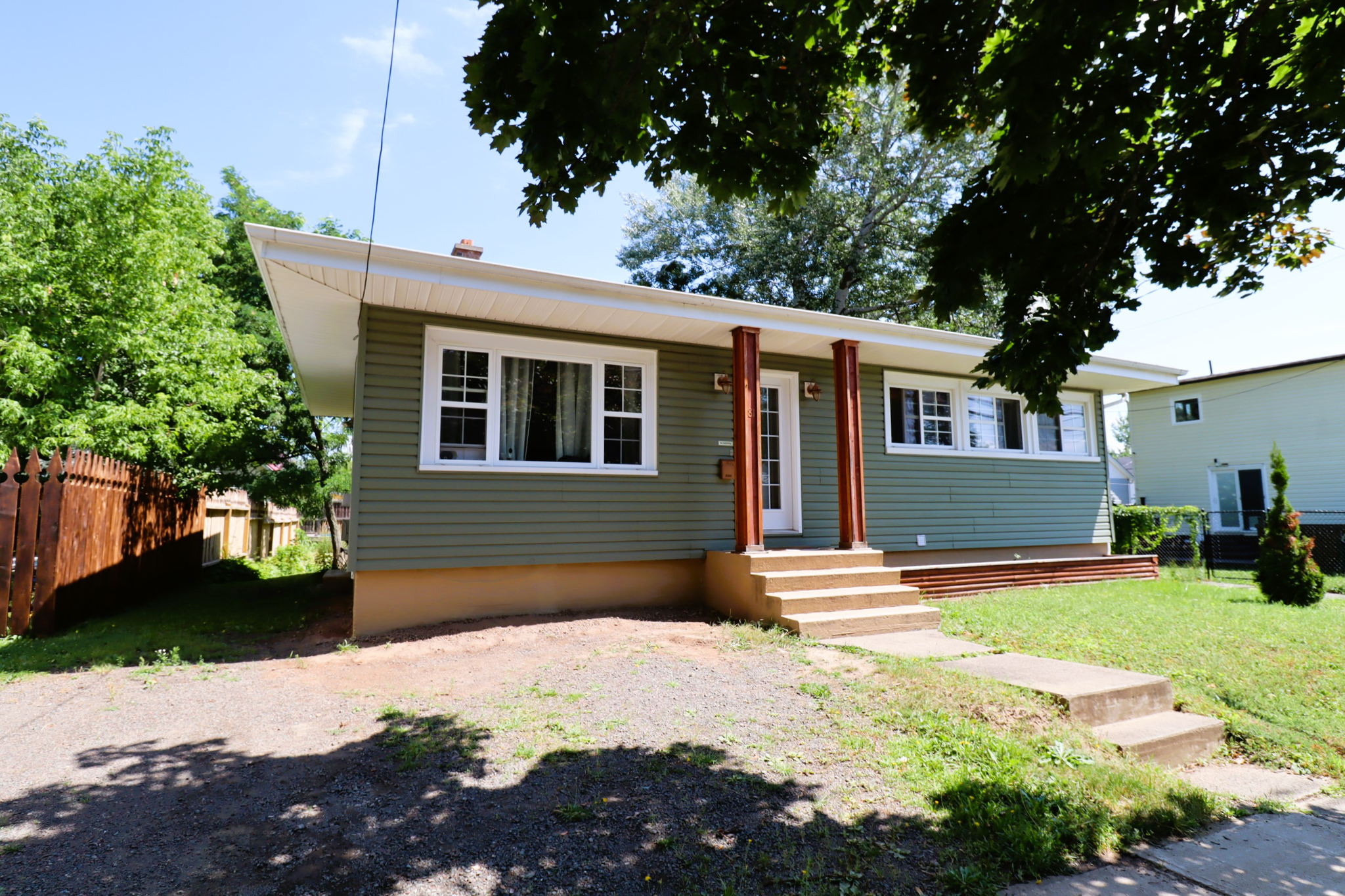 81 Jones St, Moncton, NB E1C 6J5 | PROPICSTA & MeasureMySpace