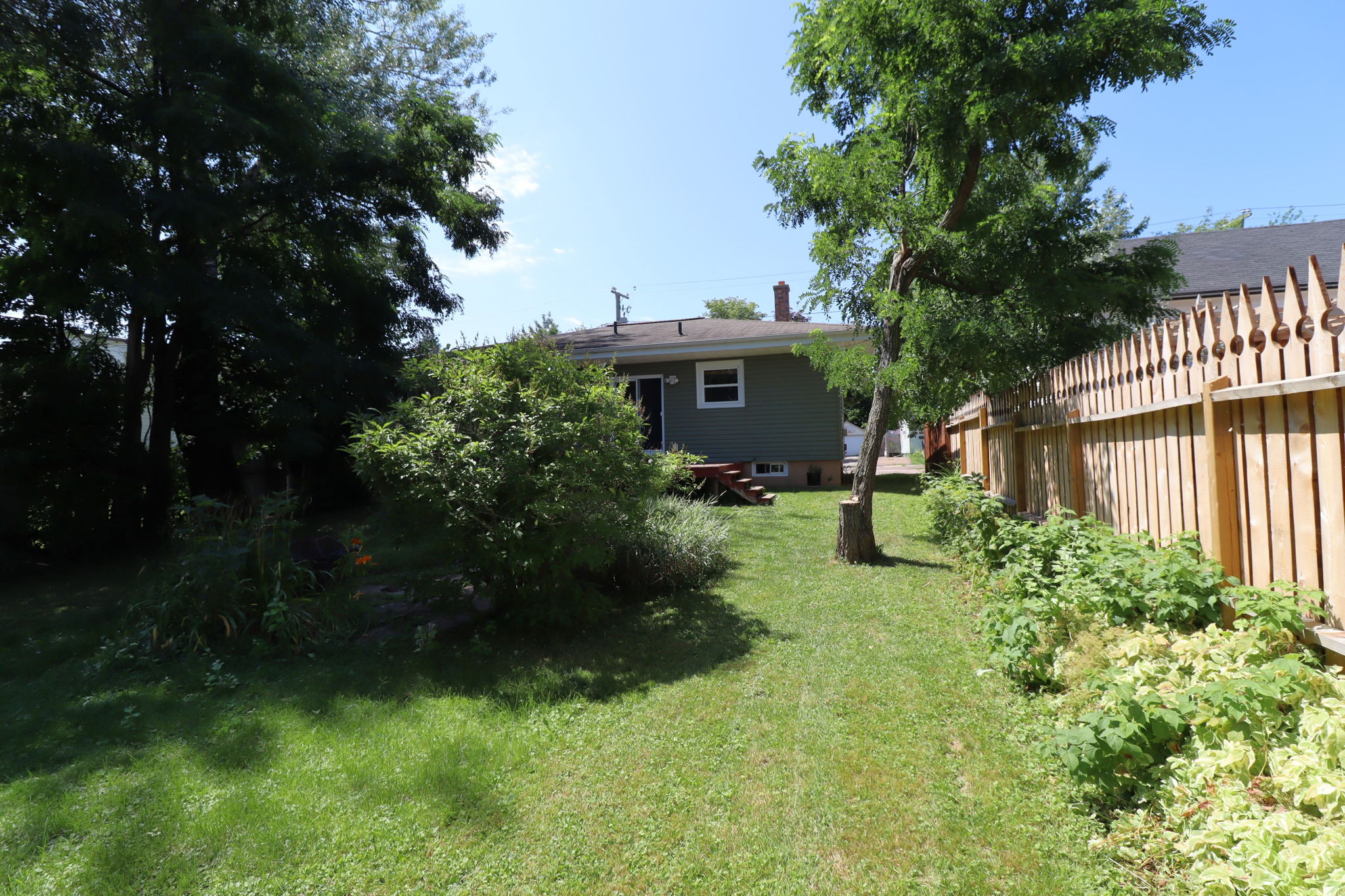 81 Jones St, Moncton, NB E1C 6J5 | PROPICSTA & MeasureMySpace