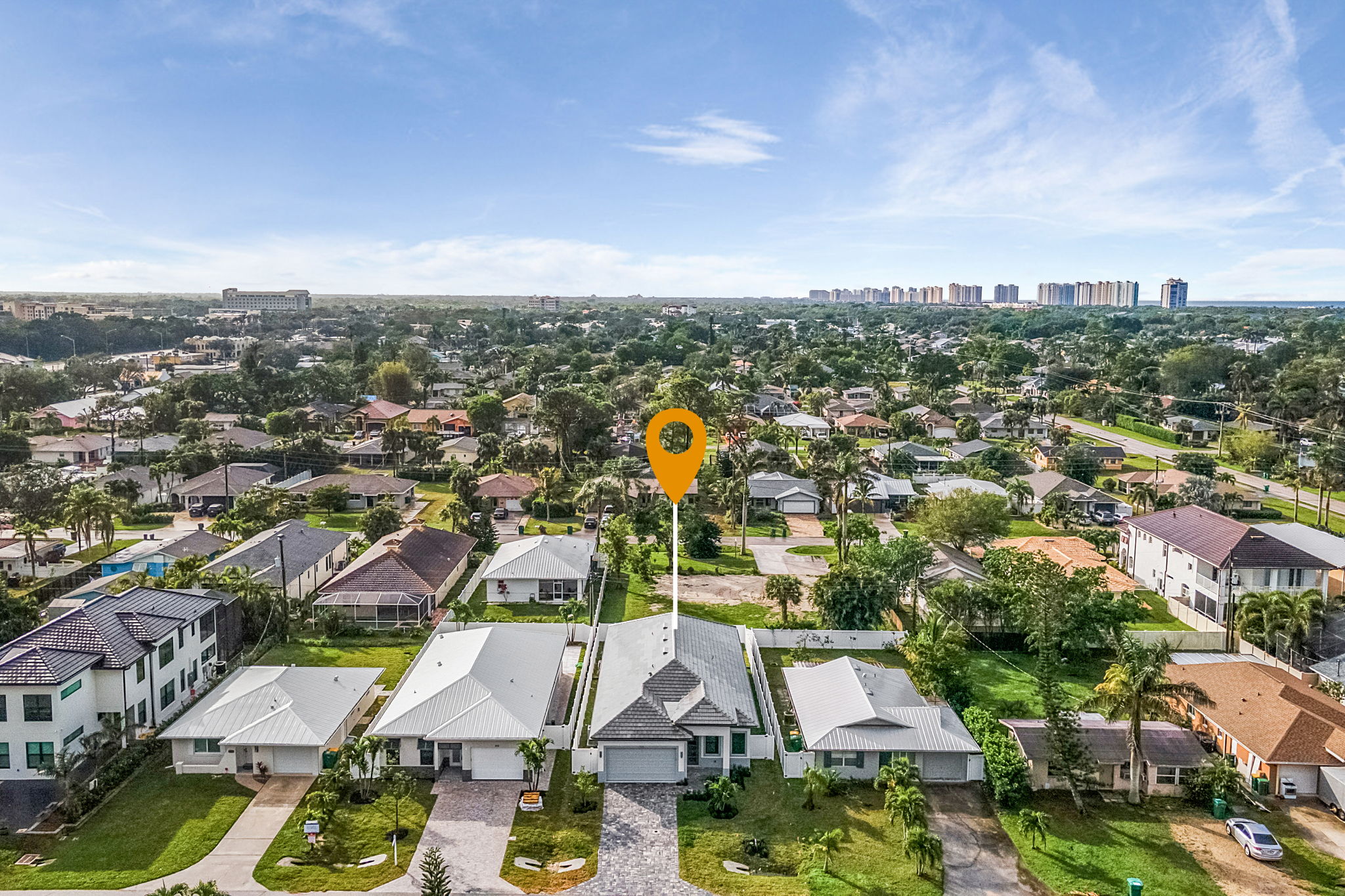 824 100th Ave N, Naples, FL 34108 | VisualPRO Photography