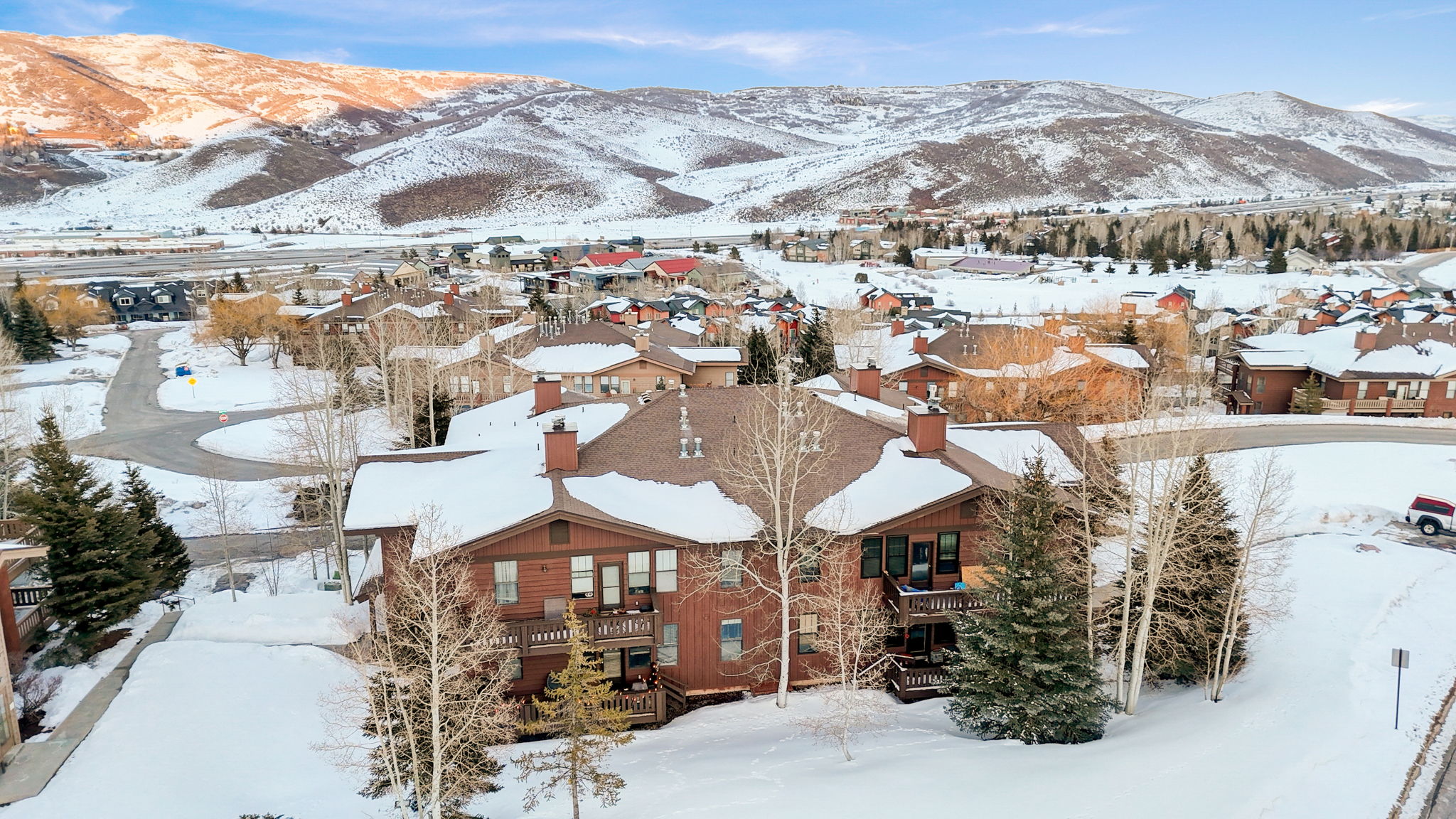 8251 Meadowview Ct J24, Park City, UT 84098 | Zillow Media Experts