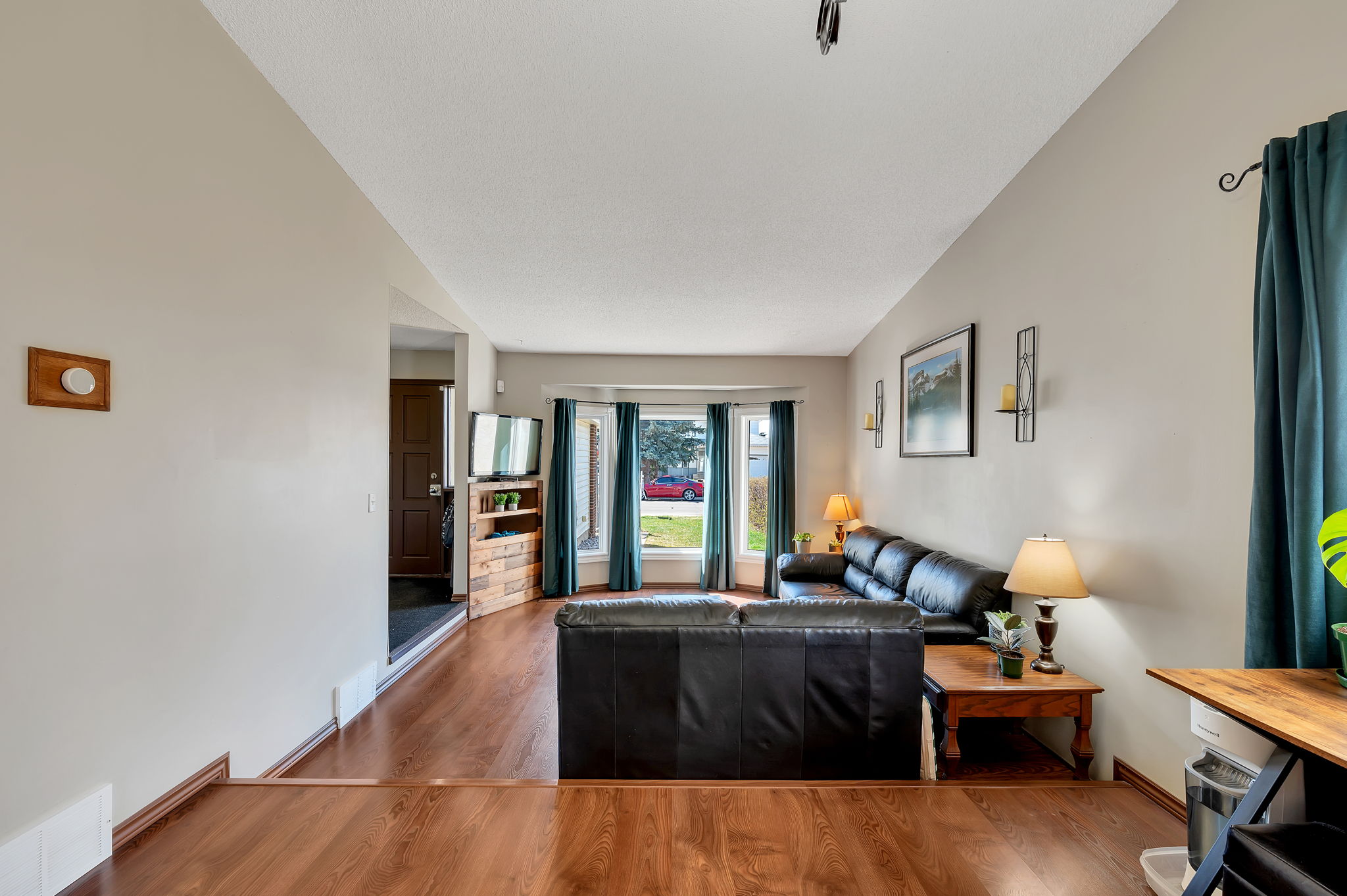 8407 190 St NW, Edmonton, AB T5T 4Z9 | AlphaSpace