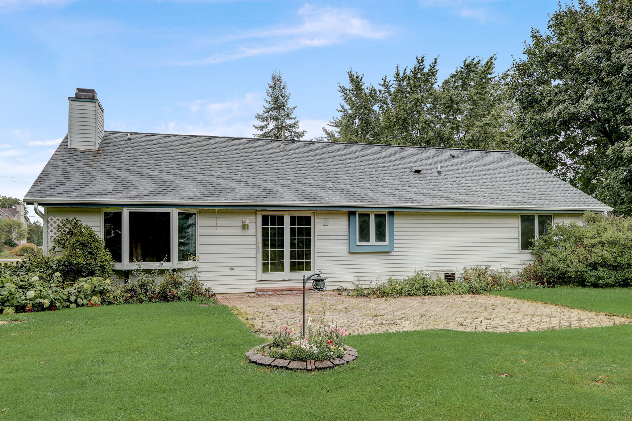 8463 W Puetz Rd, Franklin, WI 53132 | Zillow Media Experts