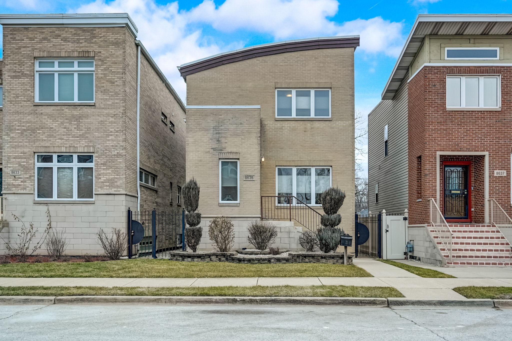 8635 S Normal Ave, Chicago, IL 60620 | Zillow Media Experts