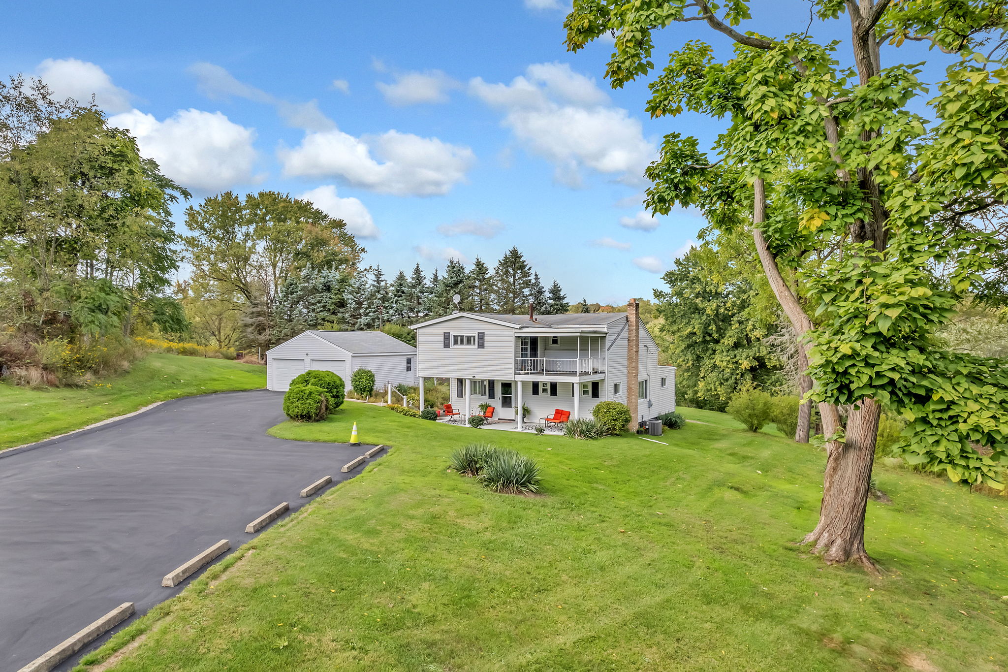 878 Deer Ln, Rochester, PA 15074 | TouchMedia