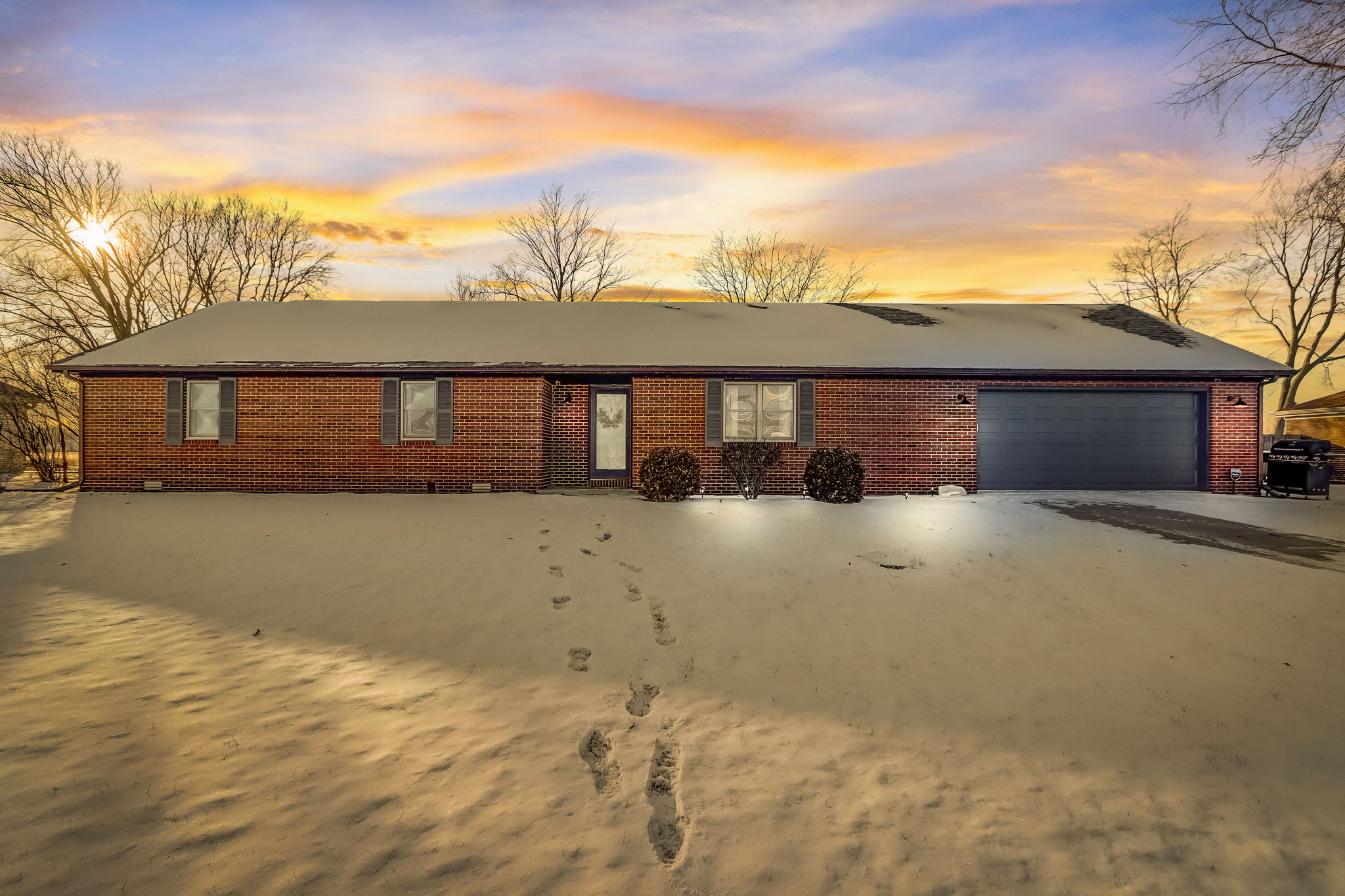 8791 Surrey Dr, Pendleton, IN 46064 | ShowingTime+ Listing Media Services