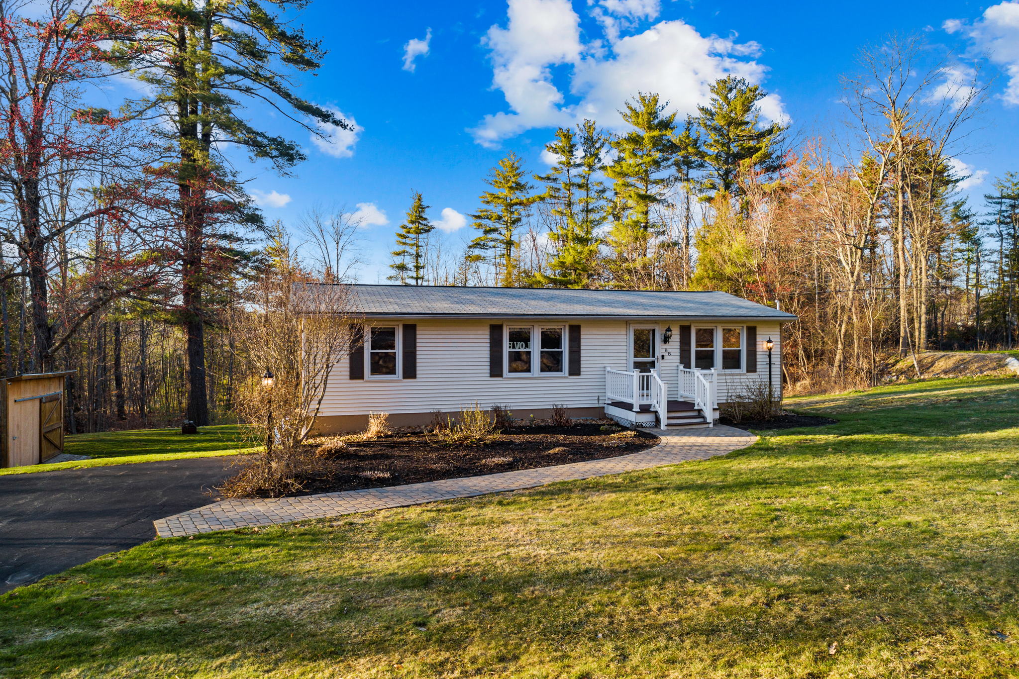 88 Lesnyk Rd, Goffstown, NH 03045 | New England Home Tourz