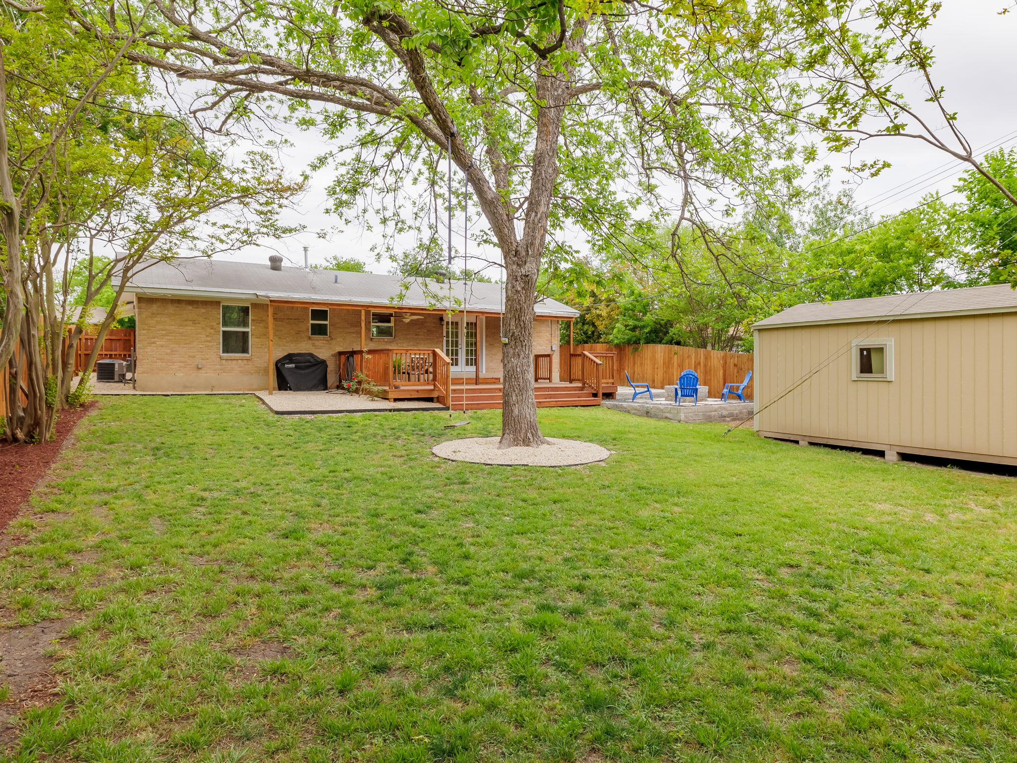 8801 Redfield Ln, Austin, TX 78758 | Come and Shoot It Photography