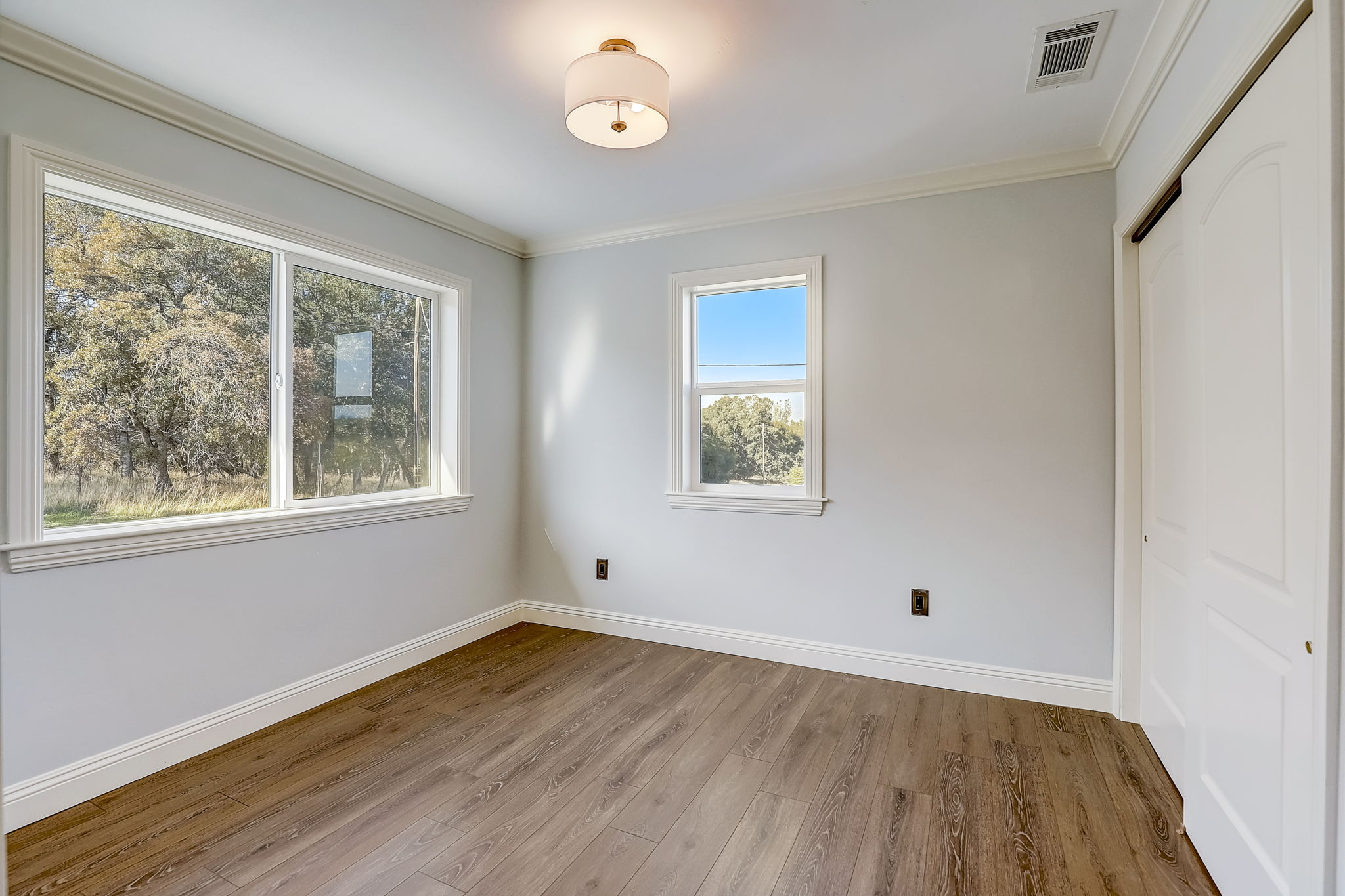 888 Old Neumann Rd, Rescue, CA 95672 | Zillow Media Experts
