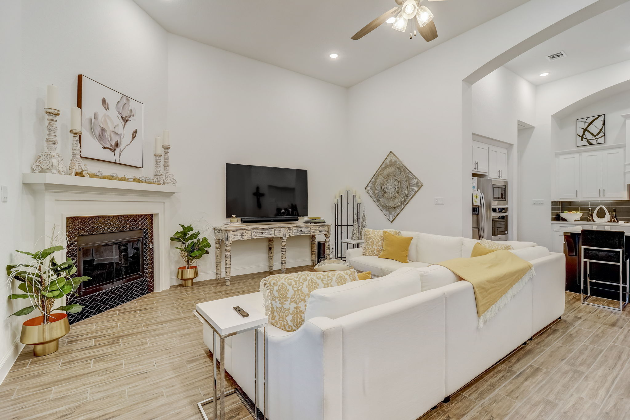 8916 Shady Pond, Fair Oaks Ranch, TX 78015 | ShowingTime+ Listing Media ...