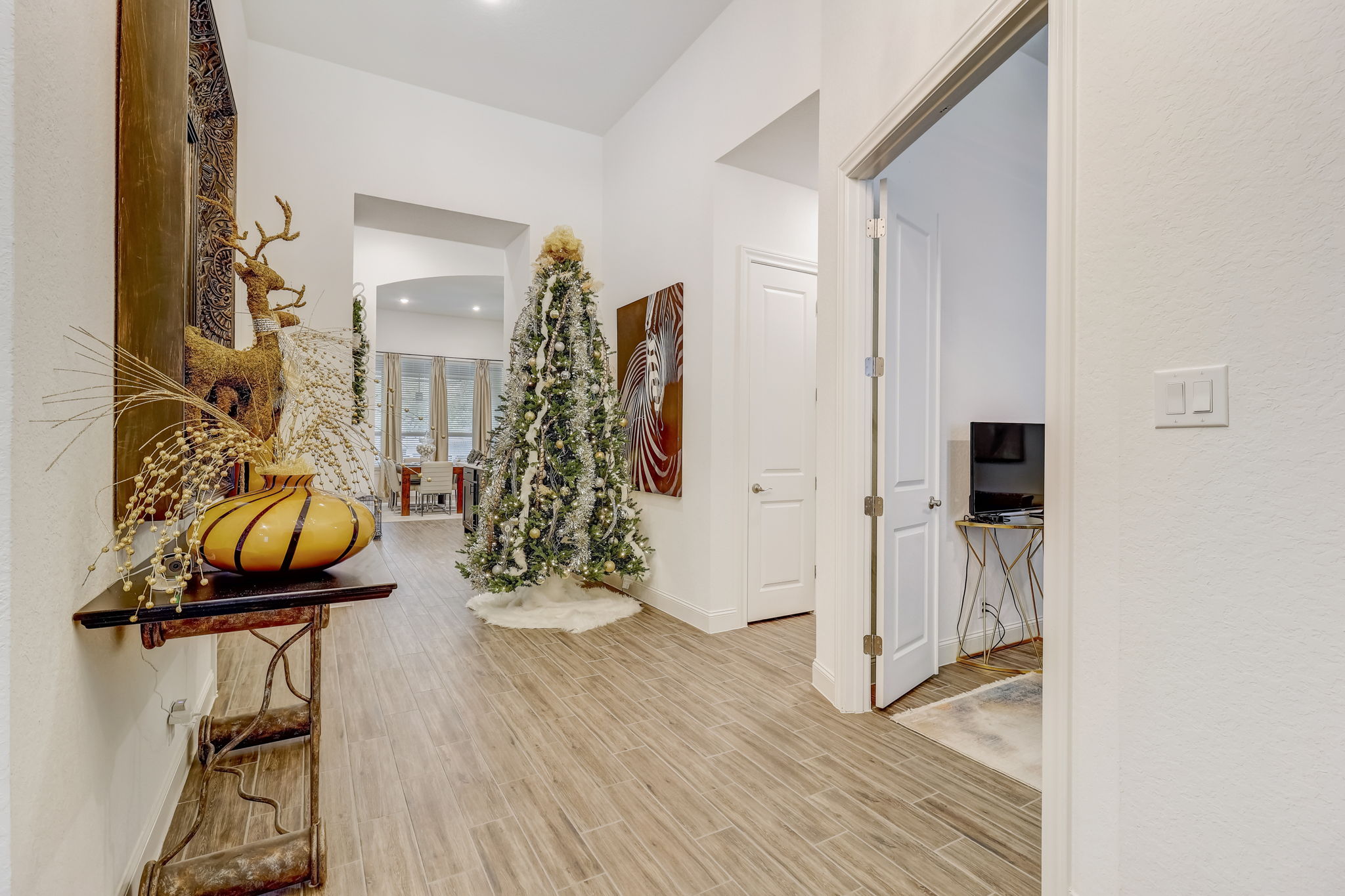 8916 Shady Pond, Fair Oaks Ranch, TX 78015 | ShowingTime+ Listing Media ...