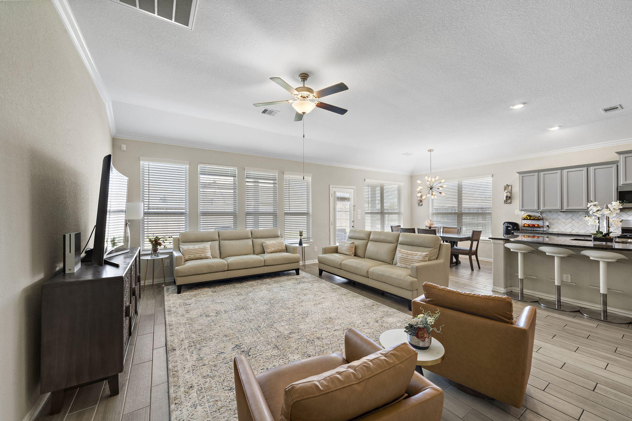 8923 Lost Castle Wy, Cypress, TX 77433 | Strata Visuals