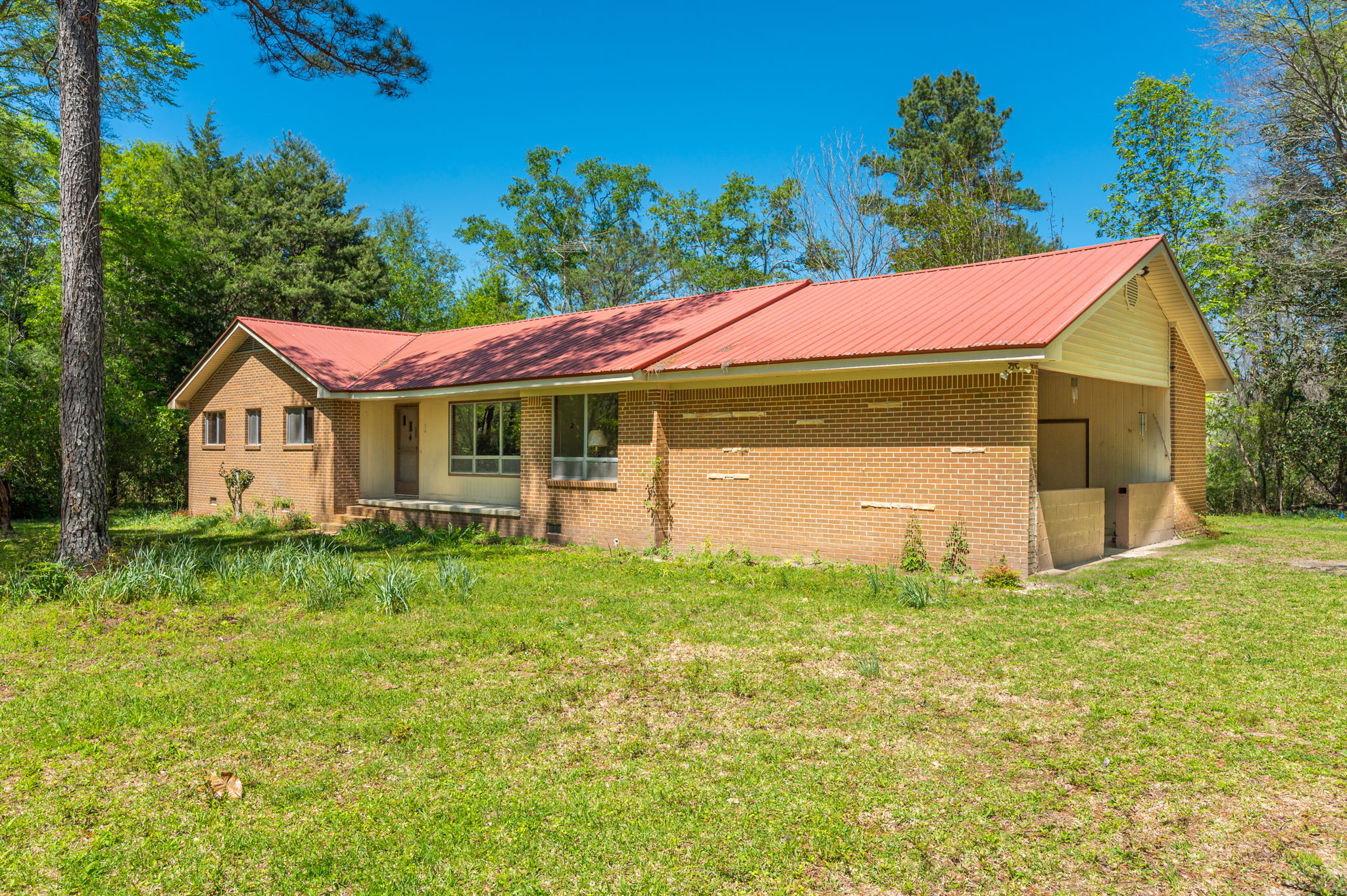 8926 AL-55, Florala, AL 36442 | J Beard Graphics