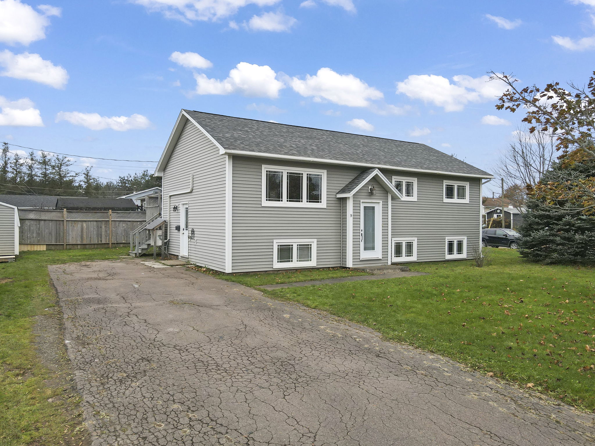 9 Irving Rd, Riverview, NB E1B 4C5 | PROPICSTA & MeasureMySpace