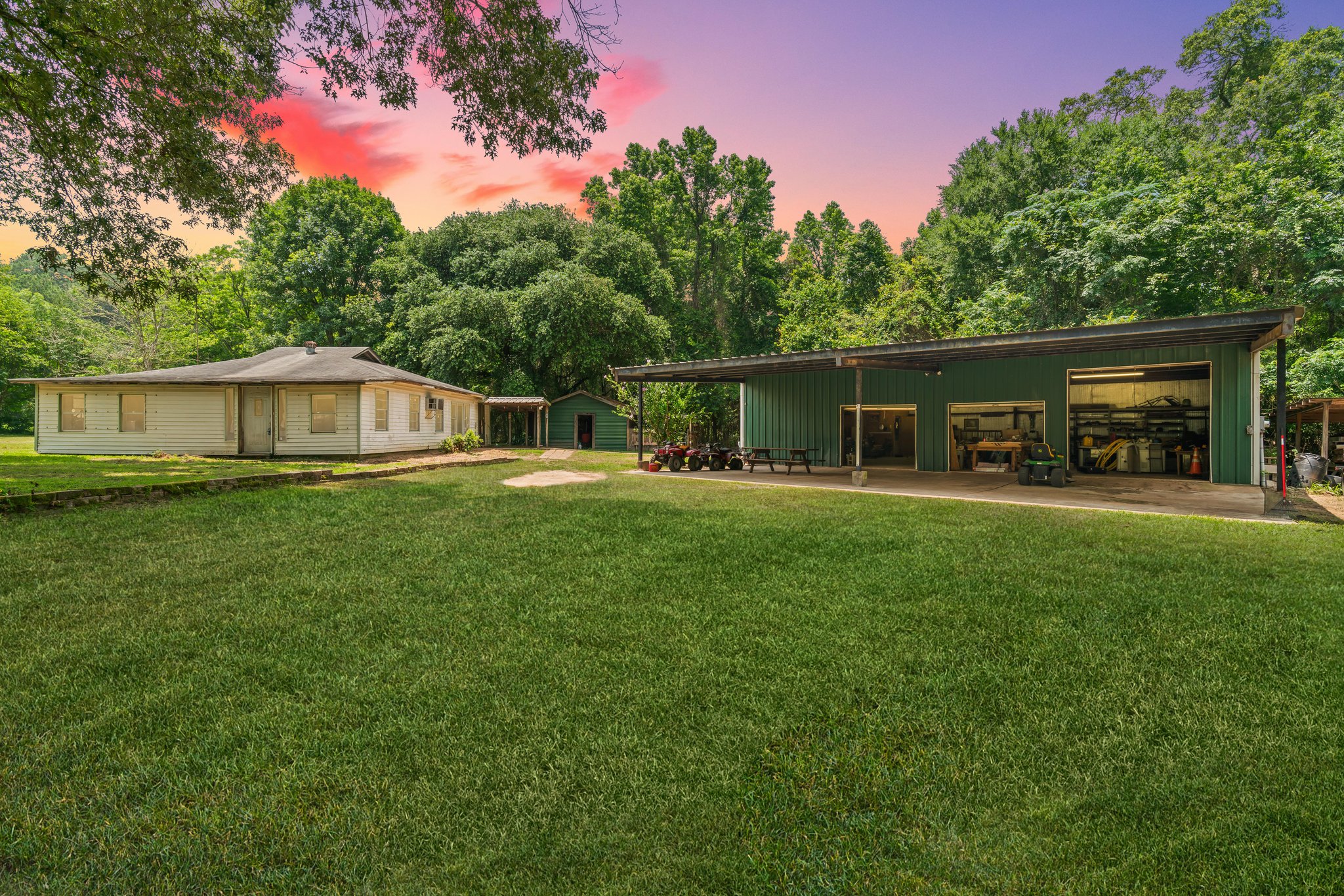 90 Fostoria Tram Rd, Cleveland, TX 77328 | Caliber Real Estate Photography