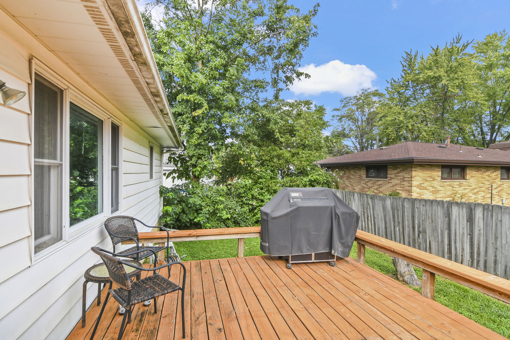 903 E Lincoln St, Riverton, IL 62561 | Design Eyes Photography