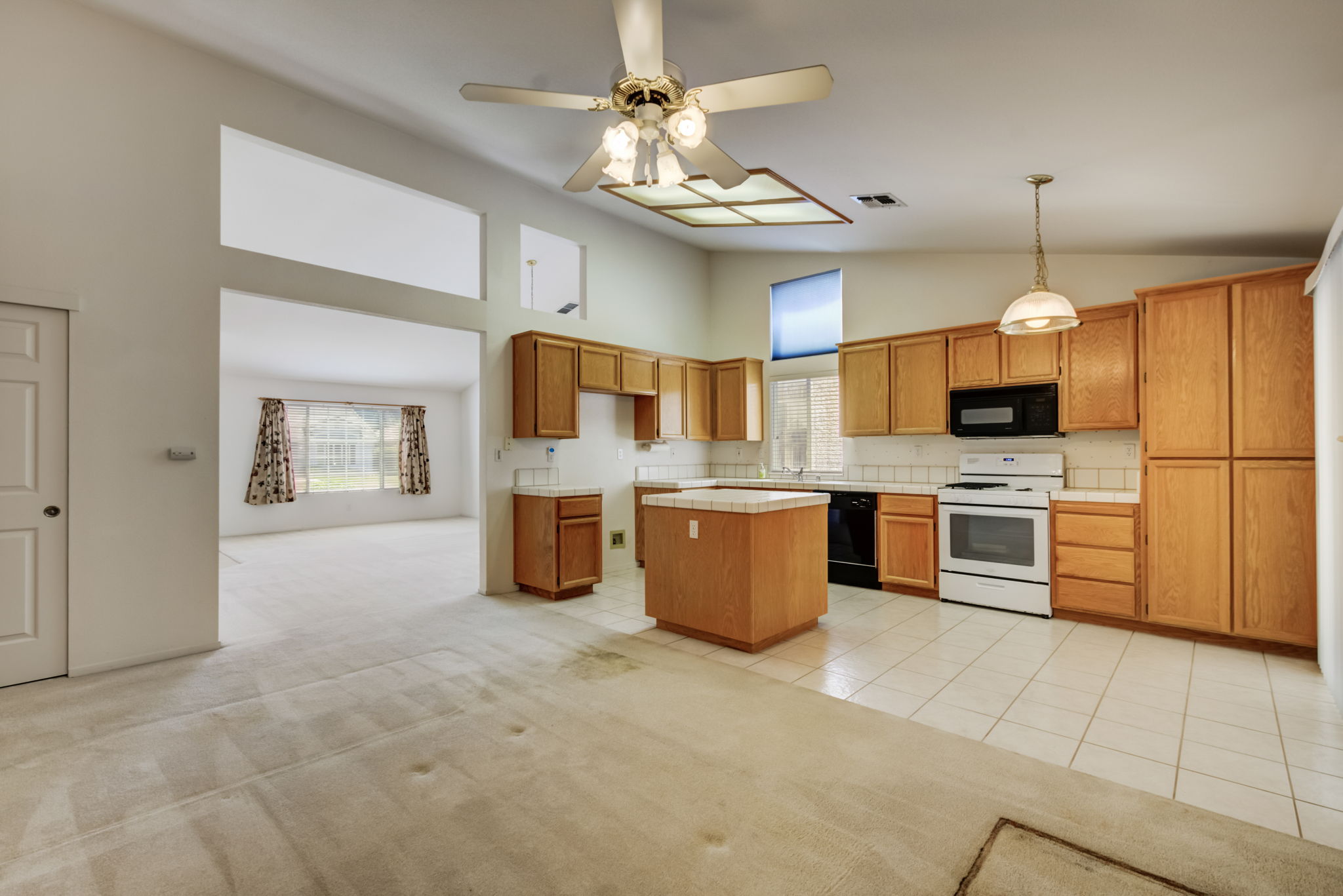 9082 Paseo Grande Way, Elk Grove, CA 95758 | Zillow Media Experts