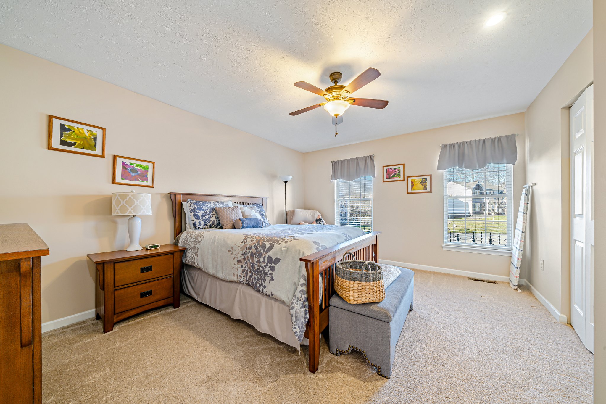 910 Spencer Ridge Dr, Glenshaw, PA 15116 | VUE Real Estate Marketing