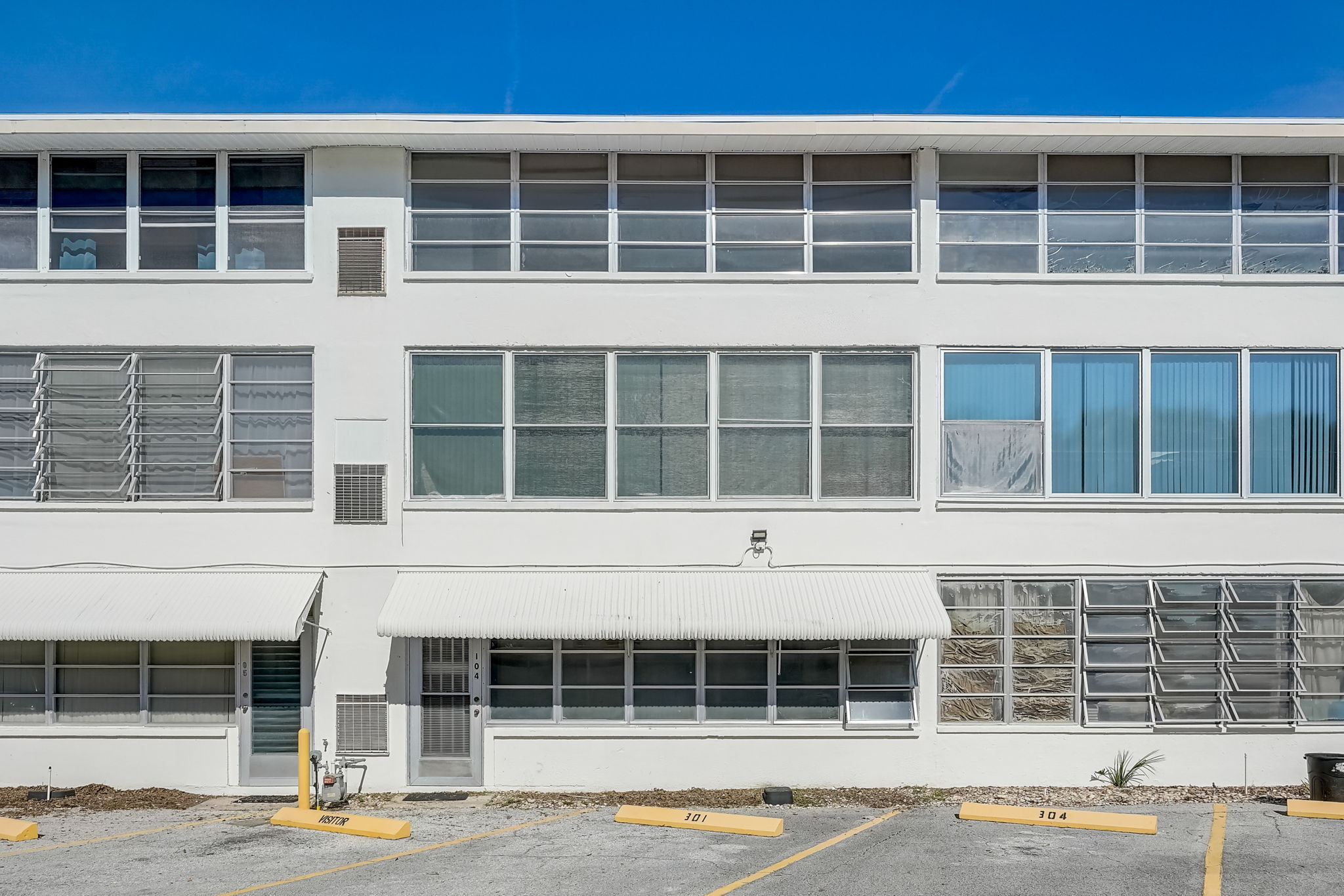 911 Washington Ave SW 104, Largo, FL 33770 | Zillow Media Experts