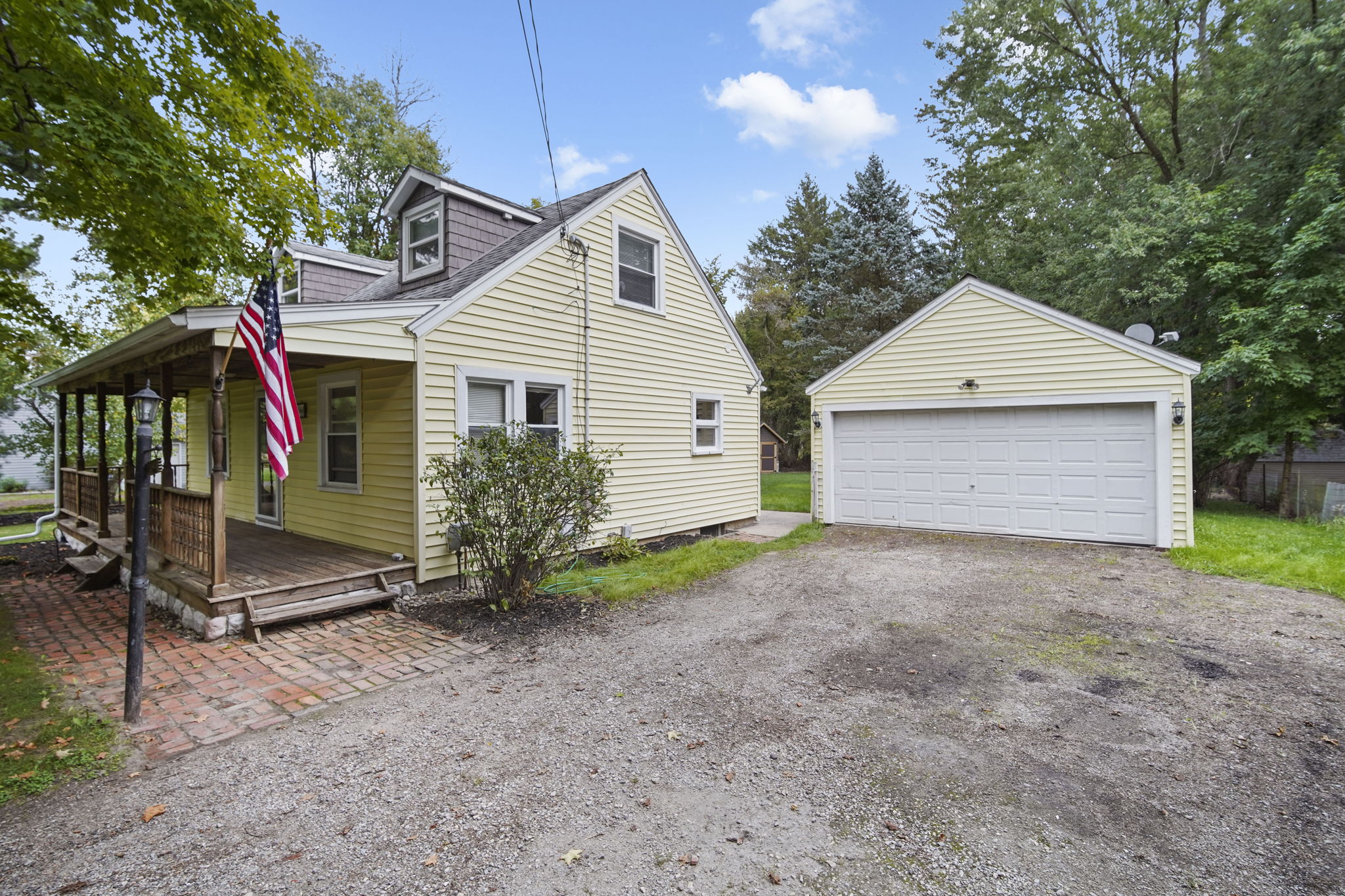 9497 Hyde Rd, Clarklake, MI 49234 | Sharper Home Media