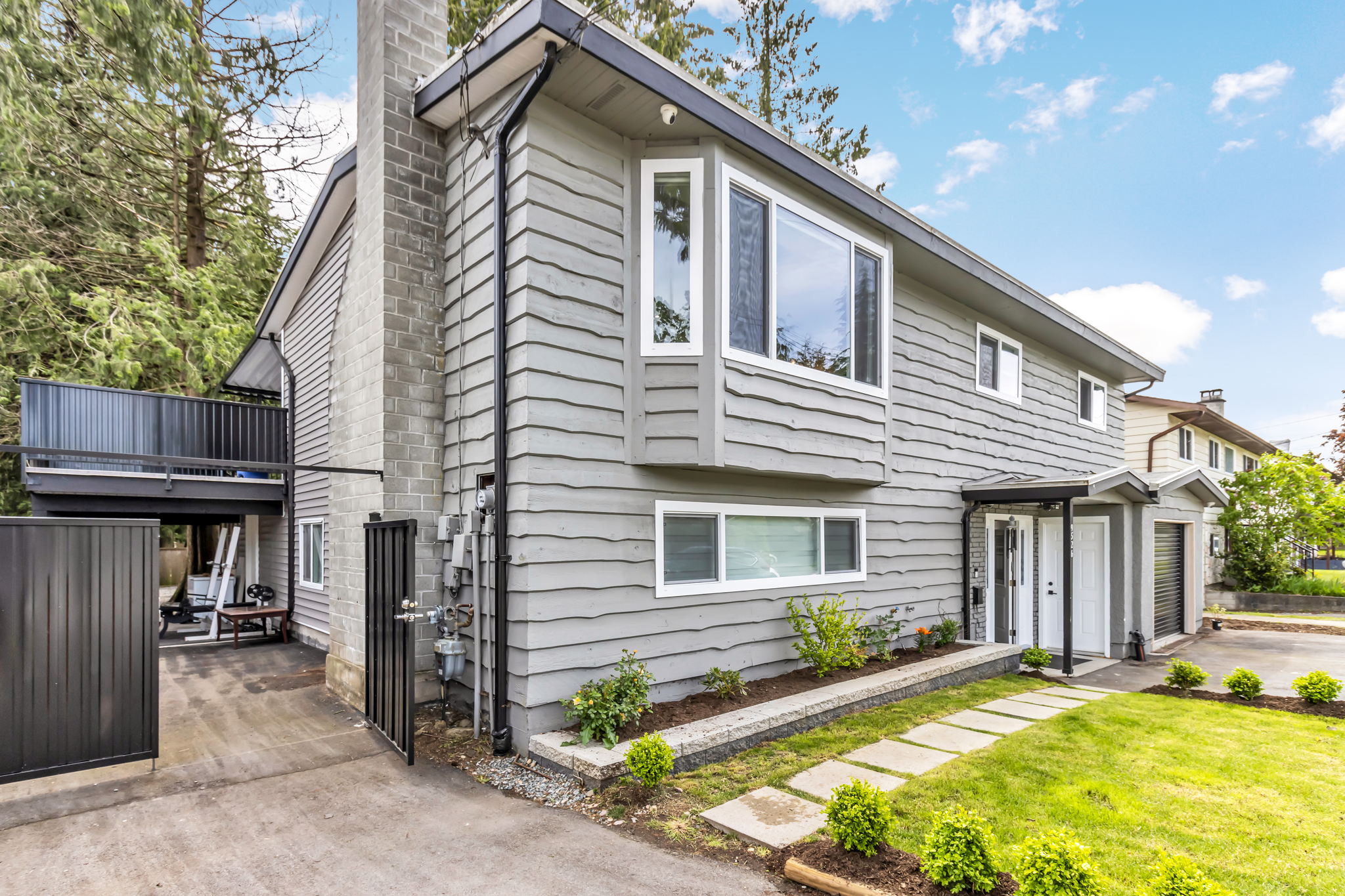 9526 116a St, Delta, BC V4C 6Z4