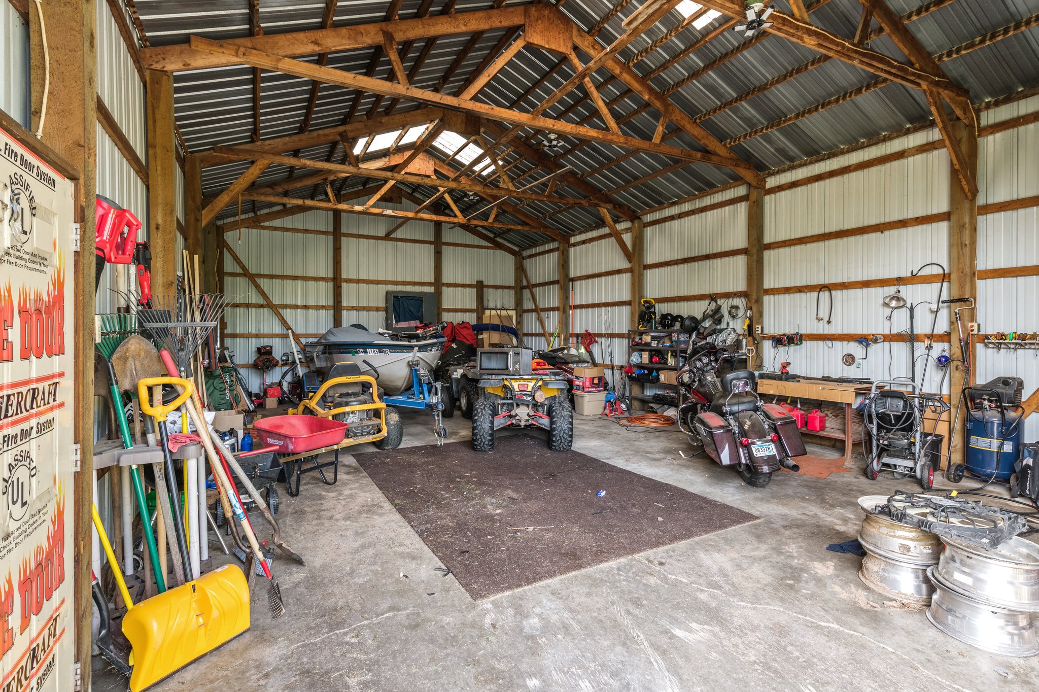9725 285th Ave NE, North Branch, MN 55056