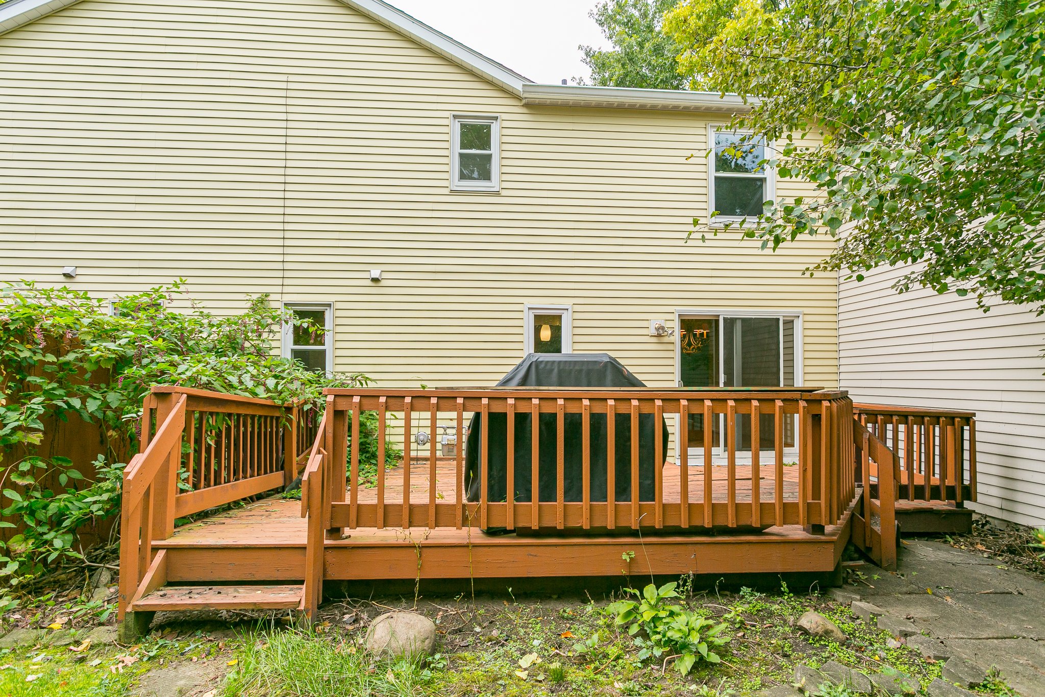 98 Old Pine Ln, Rochester, NY 14615 | Realtogs