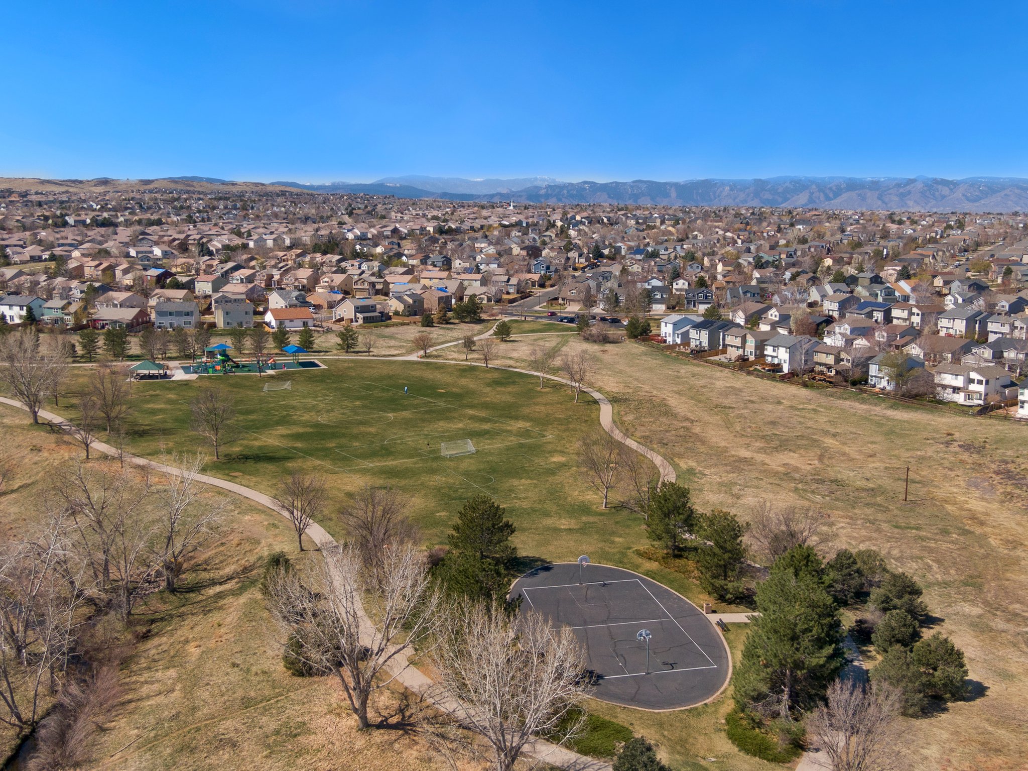 9815 Sydney Ln, Highlands Ranch, CO 80130 | PixVid