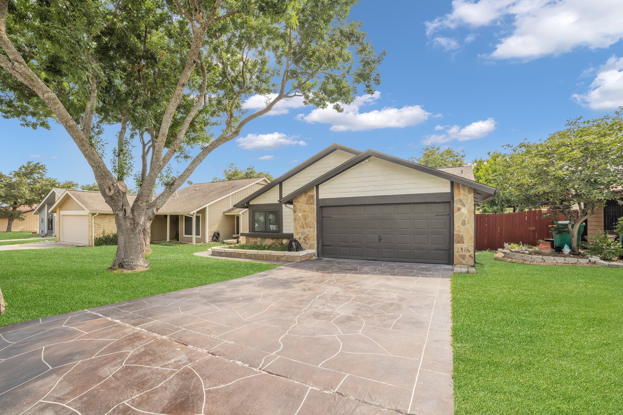 9823 Twin Saddles, Converse, TX 78109 | Boulevard Real Estate Media