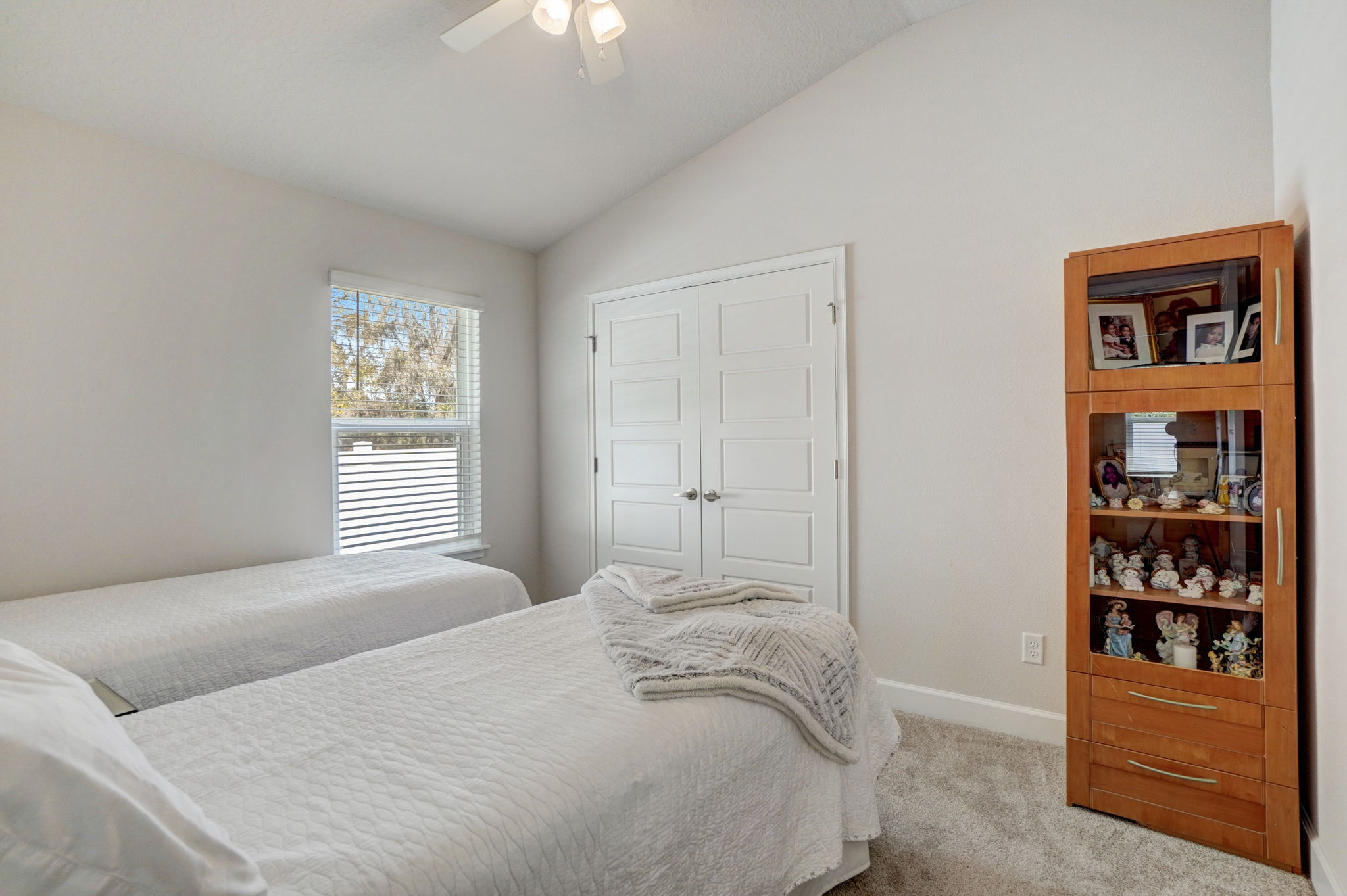 9894 Olivia St, Jacksonville, FL 32219 | Zillow Media Experts