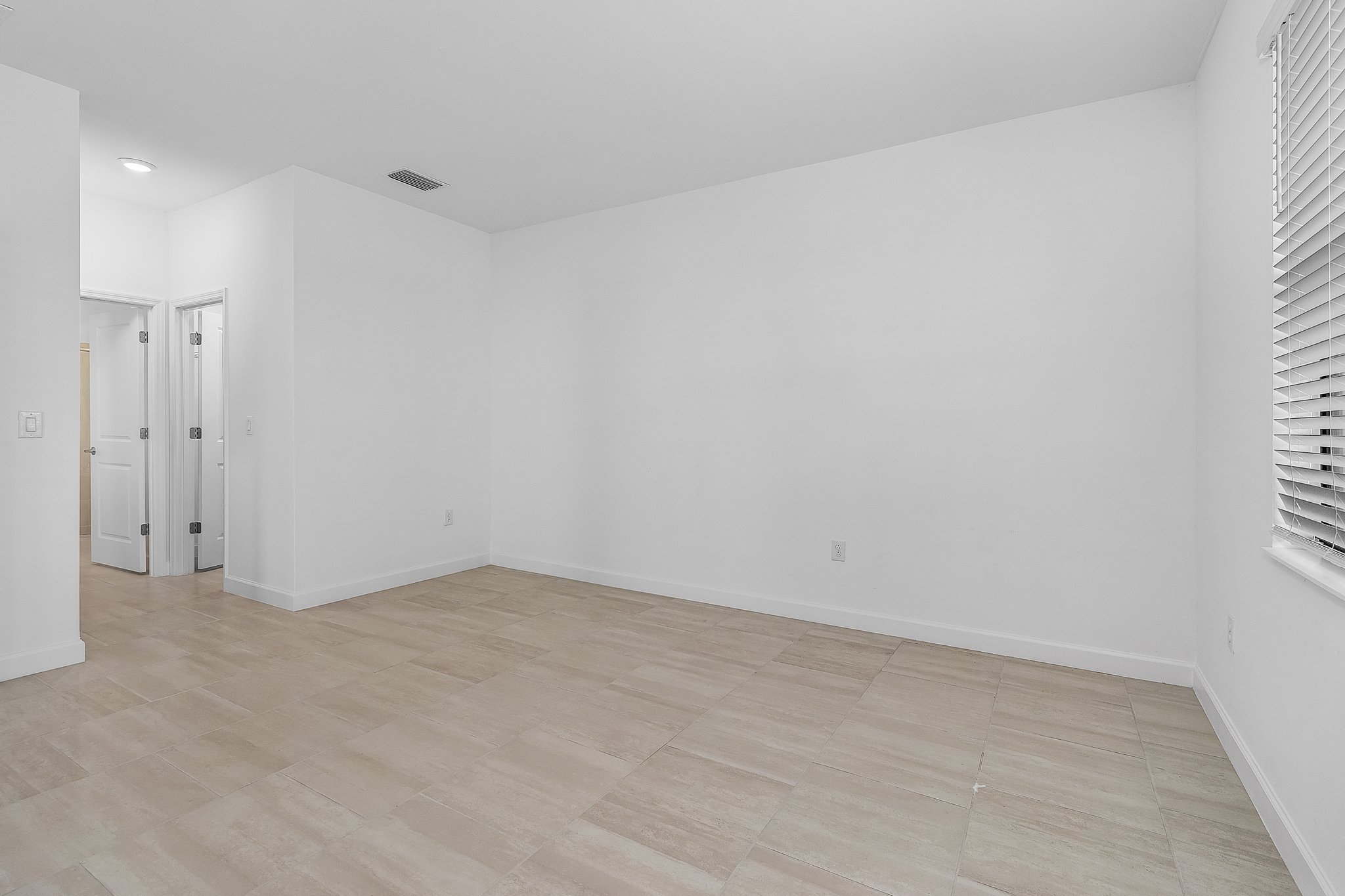 20239 Mill Run Rd, North Naples, FL 34109 | VisualPRO Photography