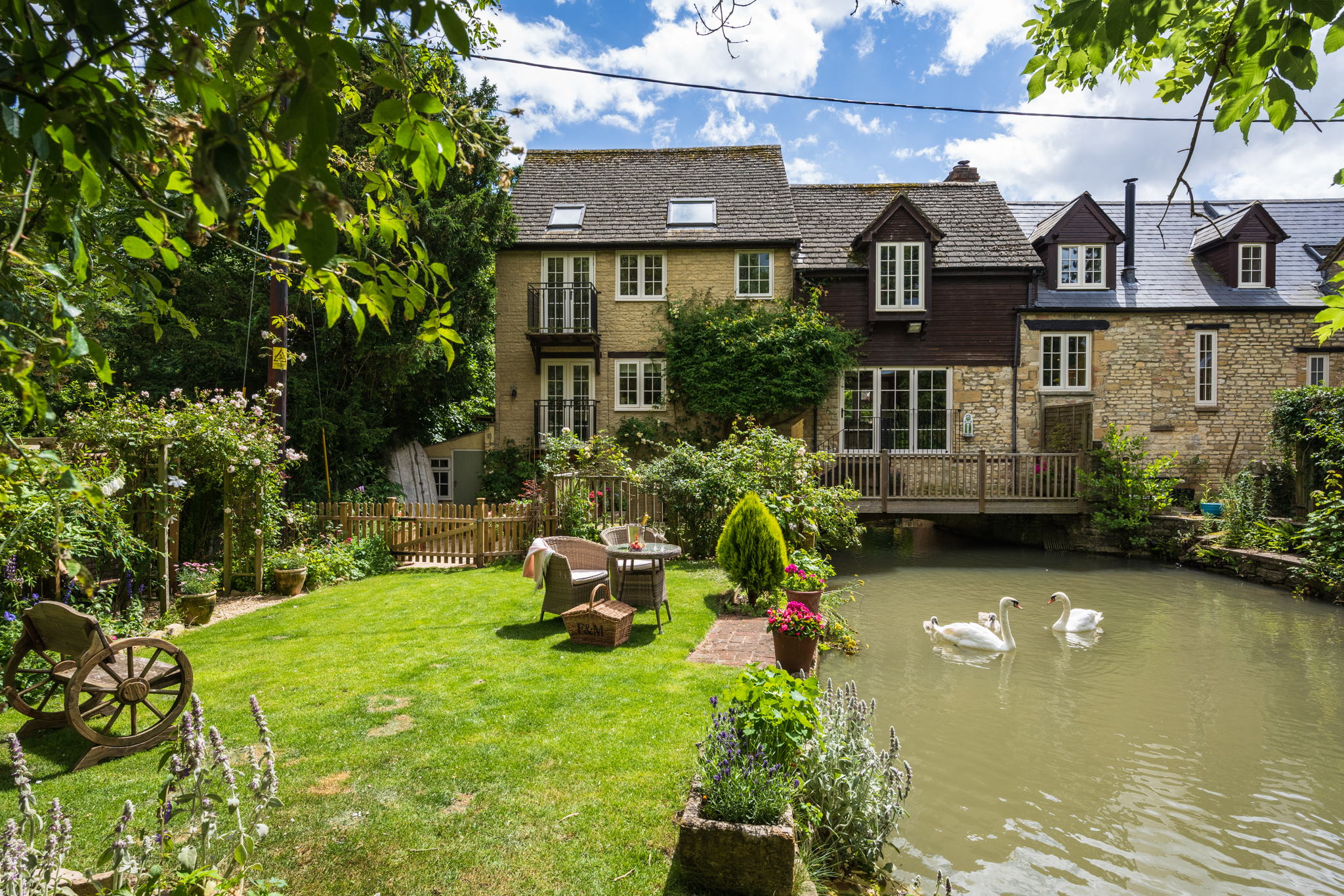 The Mill, 83 Witney St | Inara Home Imagery